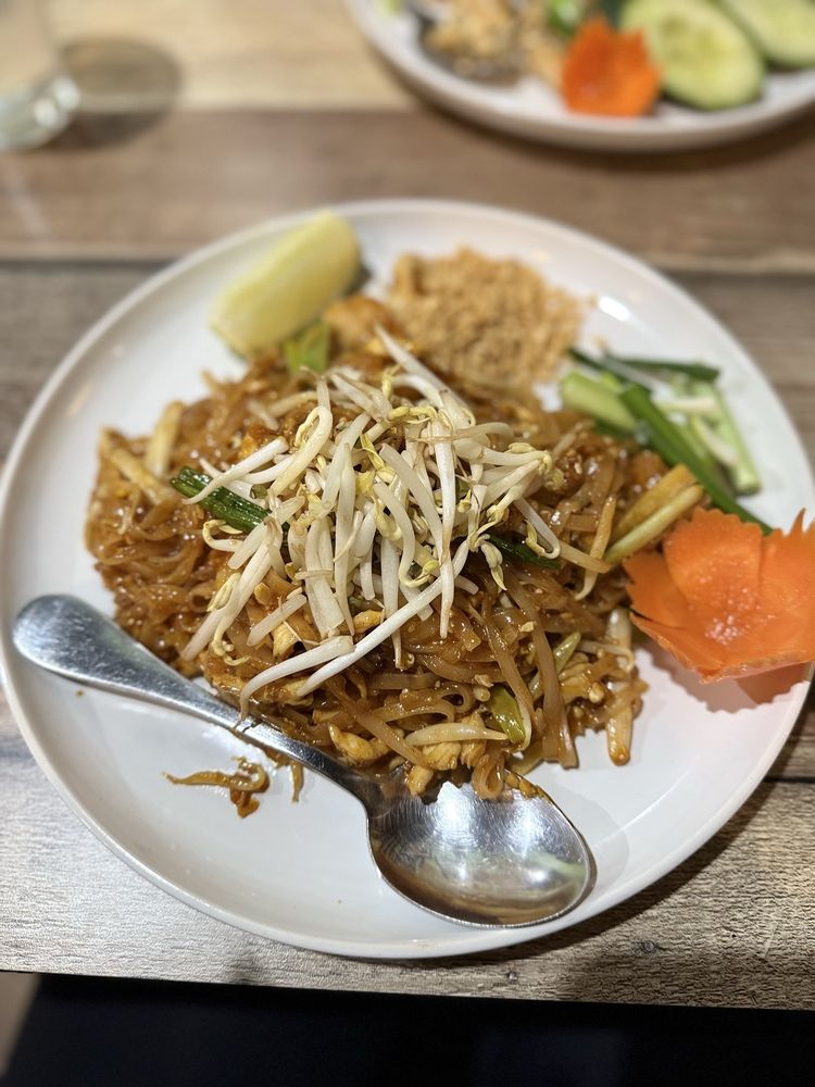 SIAM RICE THAI & TAPAS - Updated February 2025 - 715 Photos & 468 ...