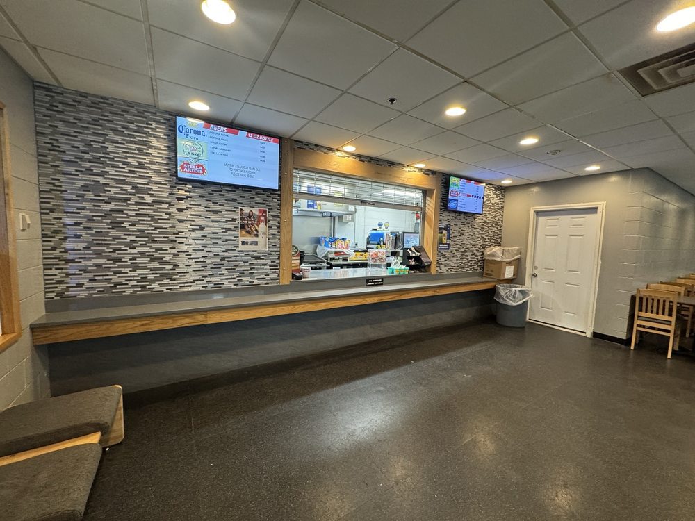 RAYNHAM ICEPLEX - Updated October 2025 - 1568 Broadway, Raynham ...