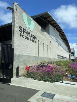 SF MARIN FOOD BANK - Updated October 2025 - 89 Photos & 170 Reviews - 900 Pennsylvania Ave, San ...