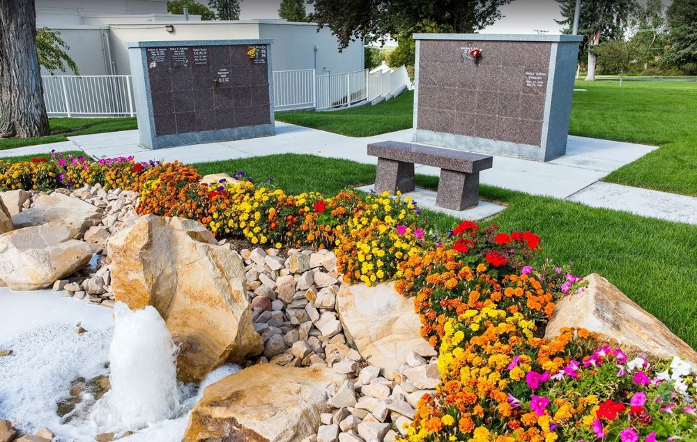 LARKIN SUNSET LAWN - 22 Photos - 2350 E 1300 S, Salt Lake City, Utah ...