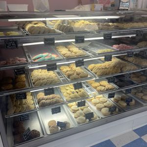 INTERNATIONAL BAKERY - Updated June 2024 - 21 Reviews - 610 W 18th St ...