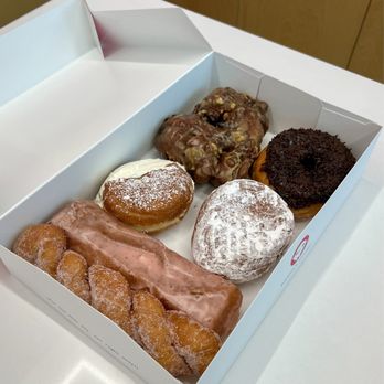 DOUGHNUT PARTY - Updated December 2025 - 232 Photos & 132 Reviews ...