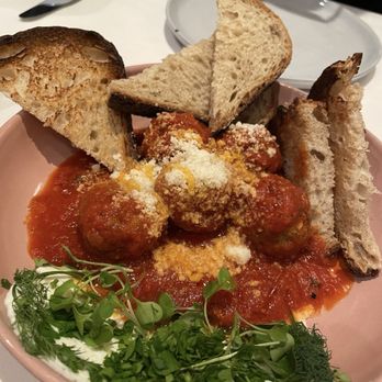 SASSETTA - Updated August 2025 - 159 Photos & 85 Reviews - 1530 Main St ...