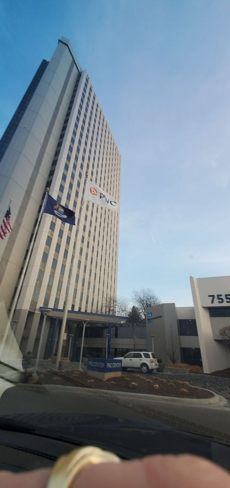 PNC CENTER - Updated March 2025 - 755 W Big Beaver Rd, Troy, Michigan ...