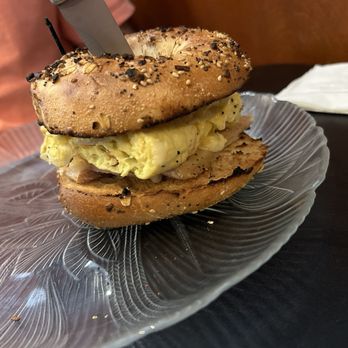 PERLY’S - Updated August 2024 - 2143 Photos & 1504 Reviews - 111 E ...