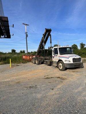 HANDY DANDY DUMPSTER - Updated November 2025 - 44 Photos - 11448 N Main St Ext, Glen Rock ...