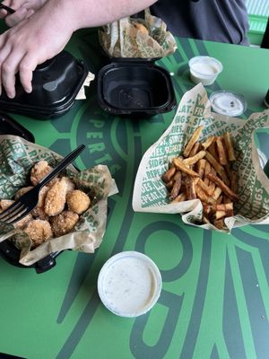 WINGSTOP - Updated July 2025 - 16 Photos - 533 Broadway, Bayonne, New ...