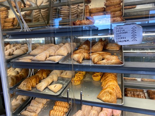NOAHS BAKERY - Updated January 2026 - 96 Photos & 19 Reviews - 1661 NE ...