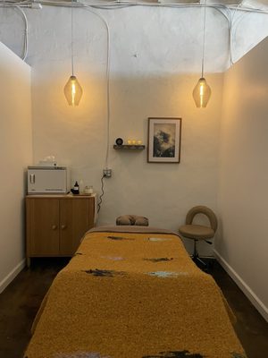 THE WANDERING CLAY - Updated December 2025 - 10 Photos - 211 S Klein ...