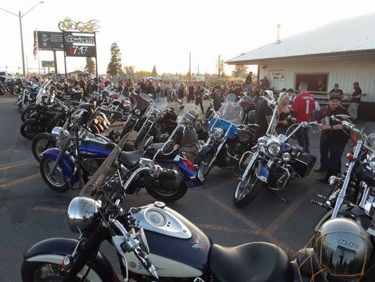 CRUISERS BAR AND GRILL - Updated January 2026 - 15 Photos - 6105 W ...