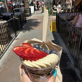 AÇAI OASIS - Updated September 2024 - 105 Photos & 63 Reviews - 144 S ...