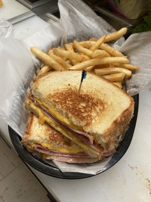 YELLOW JACKET CAFE - Updated January 2026 - 37 Photos & 11 Reviews ...