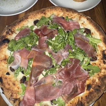 QUATTRO - Updated January 2026 - 587 Photos & 668 Reviews - 264 Hanover ...