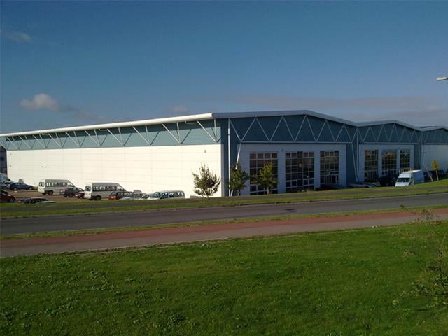 VEVO WINDOWS - Updated April 2024 - Unit 1-2 Harvington Park, Pitstone ...