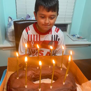 ROUND ROCK DONUTS - Updated September 2024 - 92 Photos & 92 Reviews ...