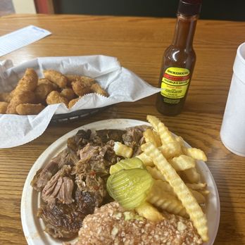 LEXINGTON BARBECUE - 498 Photos & 601 Reviews - 100 Smokehouse Ln ...