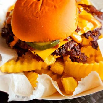 HAPPY BITES - Updated July 2025 - 10 Photos - 5401 Tacony St ...