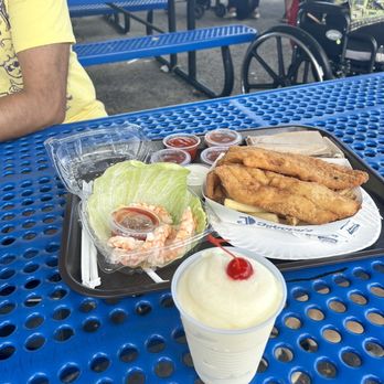 JOHNNY’S REEF RESTAURANT - 979 Photos & 665 Reviews - 2 City Island Ave ...