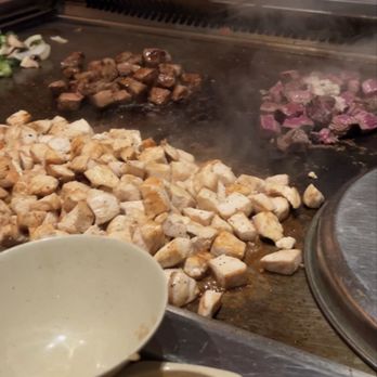 KIKU JAPANESE STEAKHOUSE - Updated December 2025 - 240 Photos & 355 ...