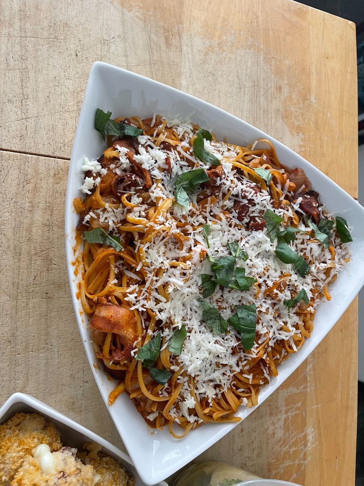 POCKET CHEFS - Updated April 2025 - 13 Photos - 600 California St, San ...