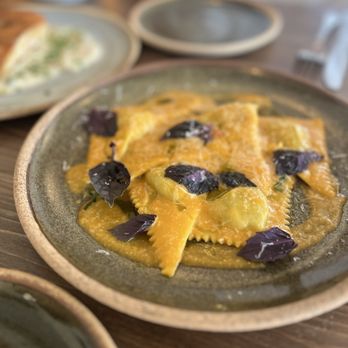 CANE PAZZO - Updated August 2025 - 70 Photos & 15 Reviews - 1276 ...