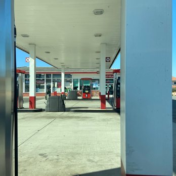 BERRI BROTHERS GASOLINE STATION - Updated January 2026 - 17971 ...