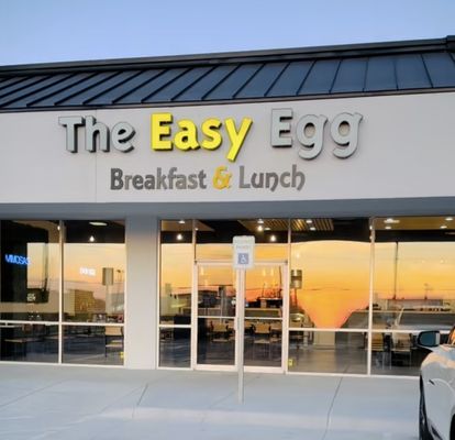 THE EASY EGG BREAKFAST & LUNCH - Updated September 2025 - 46 Photos ...