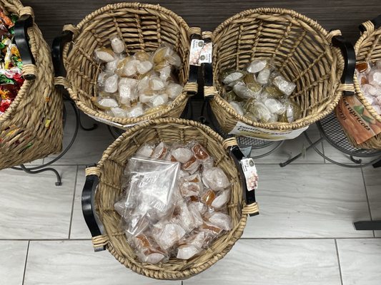 CHOCOLATE AND NUT KINGDOM - Updated August 2025 - 173 Photos & 48 ...