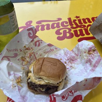 SMACKING BURGER - Updated July 2025 - 170 Photos & 70 Reviews - 51-63 ...