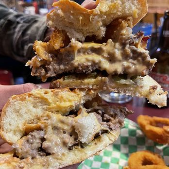 5-8 CLUB - Updated 2024 - 793 Photos & 820 Reviews - 5800 Cedar Ave ...