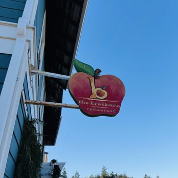 THE BRAEBURN - Updated December 2025 - 378 Photos & 406 Reviews - 197 ...