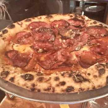 B SIDE PIZZA & WINE BAR - Updated April 2025 - 1078 Photos & 1370 ...