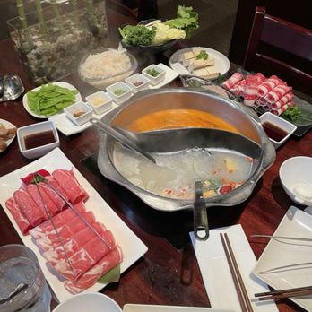 Q RESTAURANT - Updated July 2024 - 1580 Photos & 1444 Reviews - 660 ...