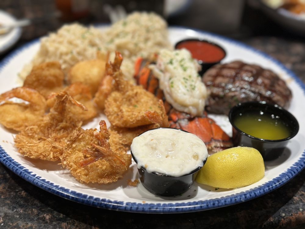 RED LOBSTER - Updated January 2026 - 80 Photos & 138 Reviews - 1560 ...