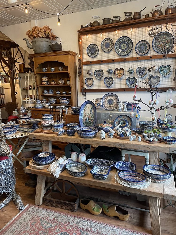 THE POTTERY CORNER - Updated December 2025 - 33 N Narberth Ave ...