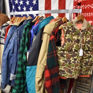 BLACKBIRDS CONSIGNMENT SHOP - 21 Photos & 23 Reviews - Used, Vintage ...