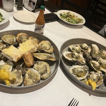 HALF SHELL OYSTER HOUSE - Updated March 2025 - 395 Photos & 312 Reviews ...