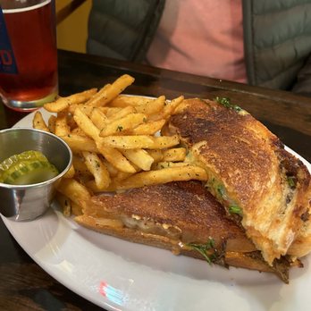 TWENTY TAP - Updated June 2024 - 552 Photos & 633 Reviews - 5406 N ...