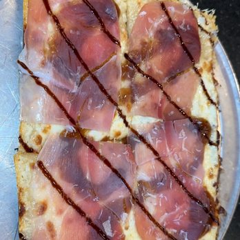 VIA 313 PIZZA - Updated November 2025 - 200 Photos & 184 Reviews - 9595 ...