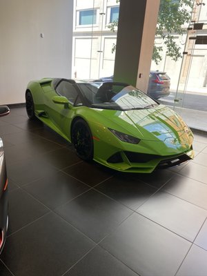 MANHATTAN MOTORCARS PORSCHE - Updated August 2024 - 56 Photos & 79 ...