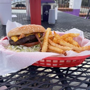 THE PURPLE ONION DELI & GRILL - Updated November 2025 - 49 Photos & 66 ...