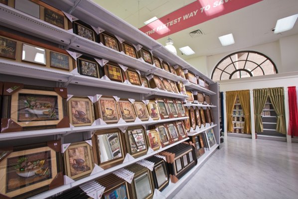 LOT-LESS - Updated December 2025 - 45 Photos & 64 Reviews - 9632 Queens ...