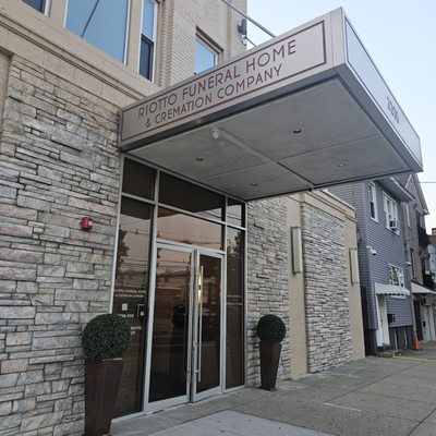 RIOTTO FUNERAL HOME & CREMATION COMPANY - Updated May 2026 - 32 Photos ...