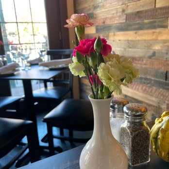 FEELING KINDA KOZY - Updated October 2024 - 55 Photos & 137 Reviews ...