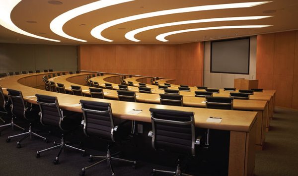 ROUNDHOUSE MARKET & CONFERENCE CENTER - Updated December 2025 - 204 ...