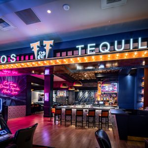 TAP SPORTS BAR EXCALIBUR - Updated November 2024 - 81 Photos & 52 ...