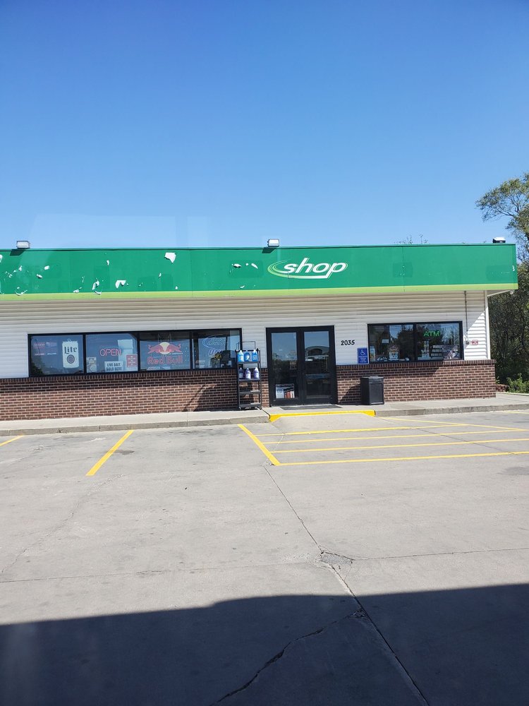 BP STATION - Updated January 2025 - 2035 E Mitchell Ave, Waterloo, Iowa ...