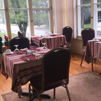 BERRY MANOR INN - Updated December 2025 - 70 Photos & 70 Reviews - 81 ...