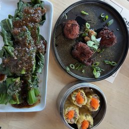 SUM BAR - Updated December 2025 - 165 Photos & 74 Reviews - 307 E ...