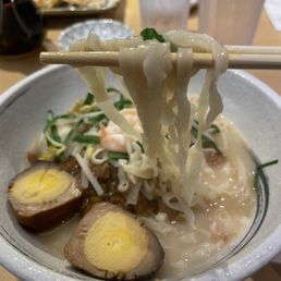 HONOLULU NOODLE & CO - 278 Photos & 67 Reviews - 2250 Kalākaua Ave ...